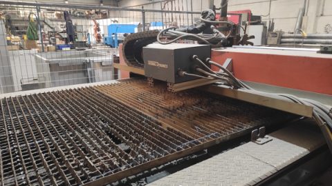 Vendido – Plasma MAINOX THERMAL DYNAMICS ULTRA CUT 200 | Industrialmak